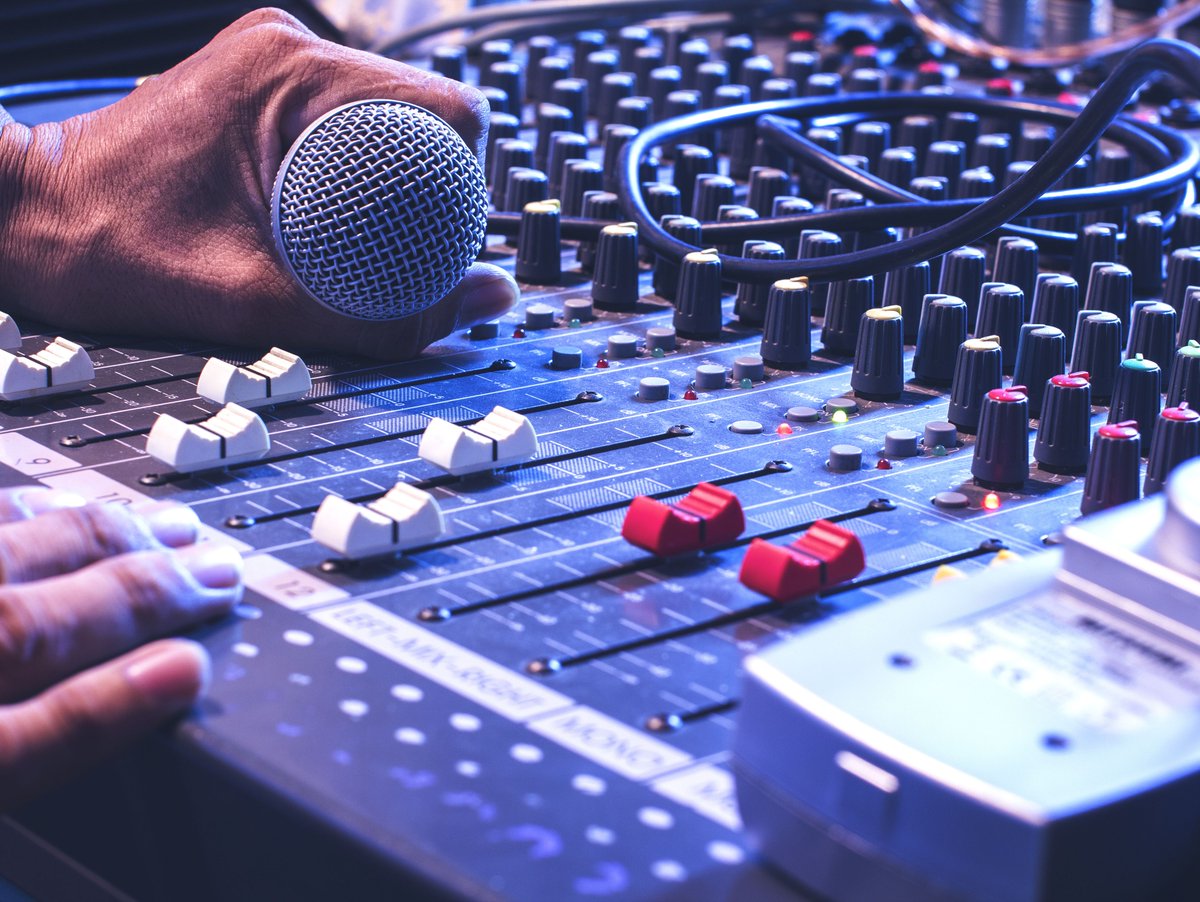 Professional AV Equipment Rentals and Event Production Services